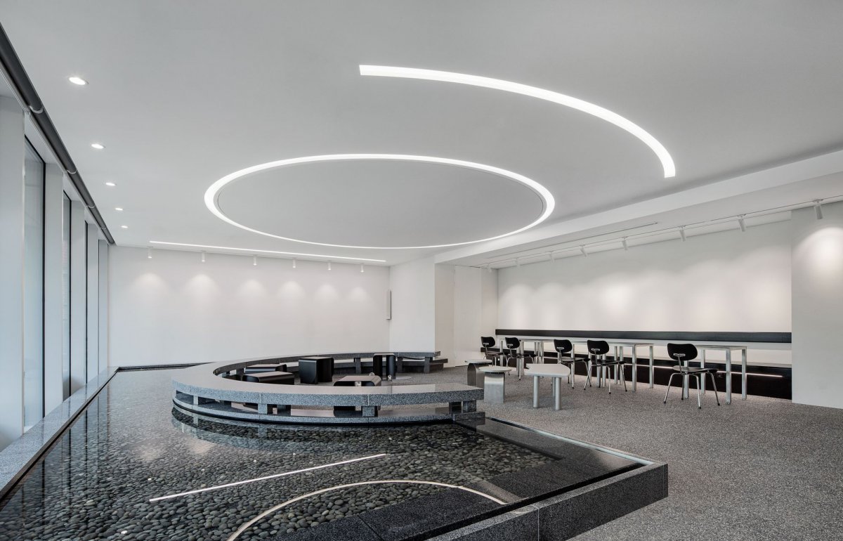 YinjiSpace - Cov Studio x SpaceDog Cafe